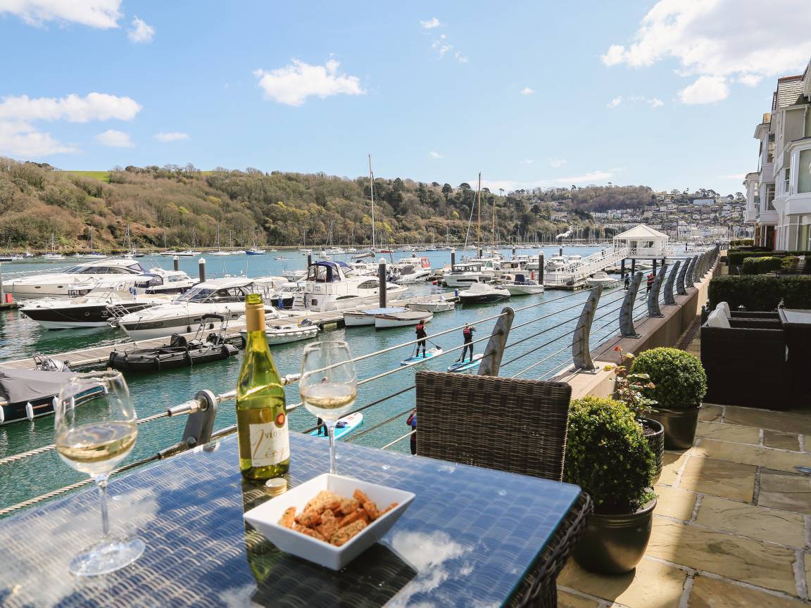 Cottage ∙ 2 Bedrooms ∙ 4 Guests - Dartmouth
