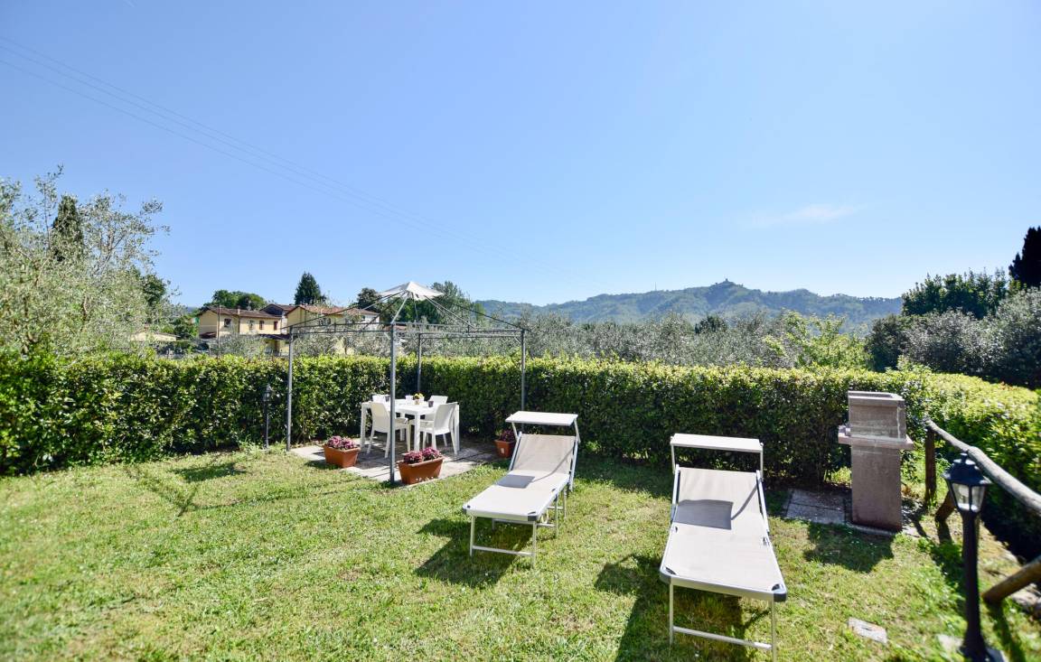 135 M² Maison De Vacances ∙ 4 Chambres ∙ 5 Personnes - Camaiore