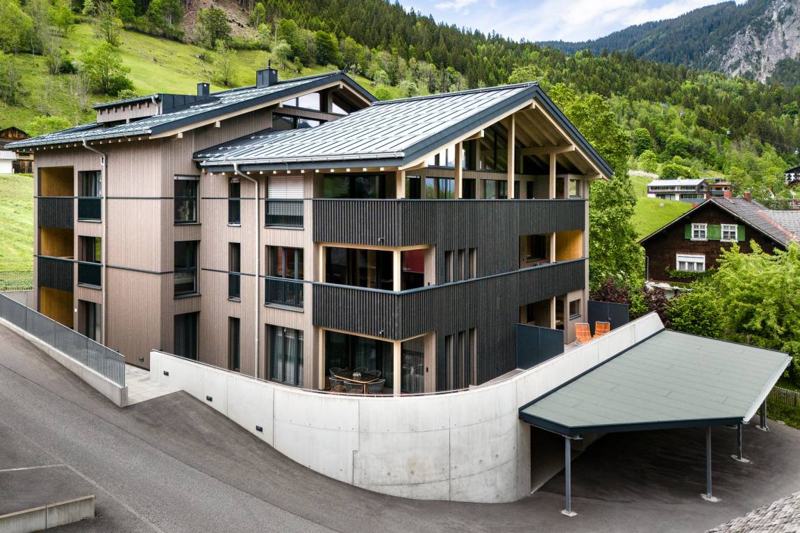 79 M² Ferienwohnung ∙ 2 Schlafzimmer ∙ 7 Gäste - Sankt Antönien