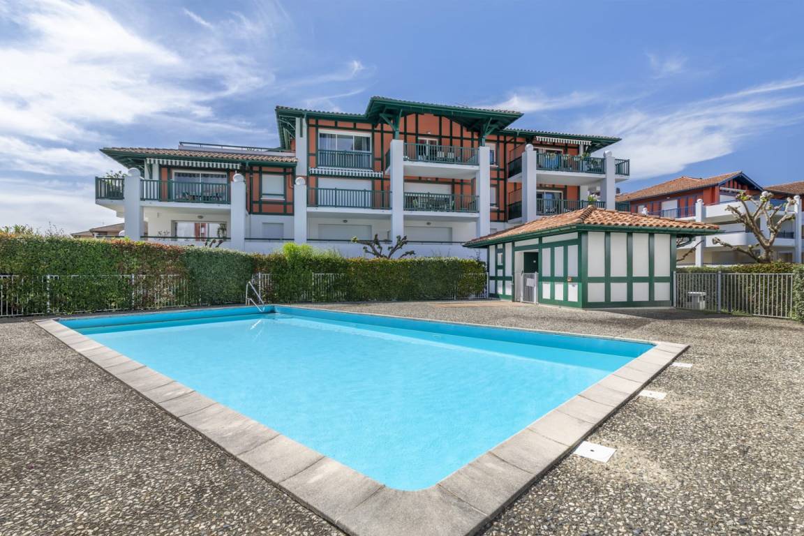 72 M² Appartement ∙ 2 Chambres ∙ 6 Personnes - Saint-Pée-sur-Nivelle