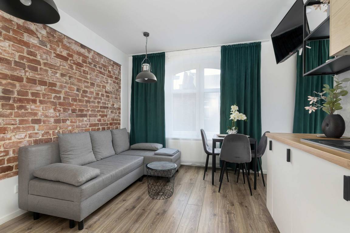 28 M² Studio Flat ∙ 4 Guests - Katowice