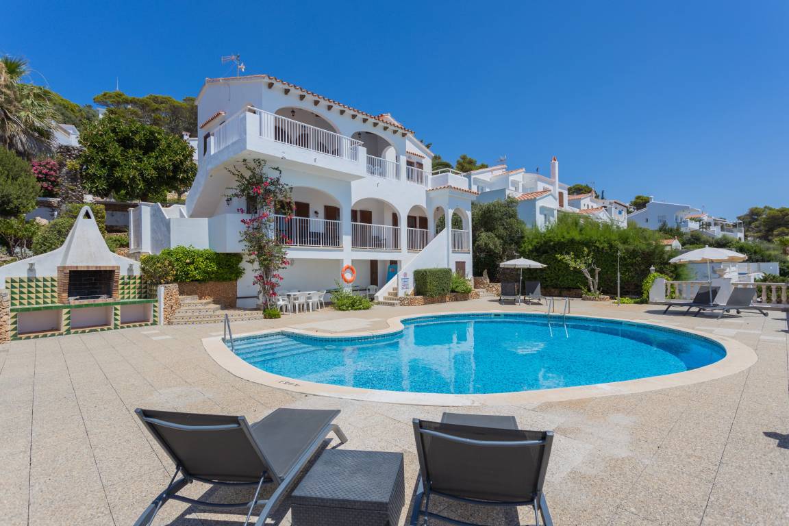 426 M² House ∙ 5 Bedrooms ∙ 8 Guests - Menorca