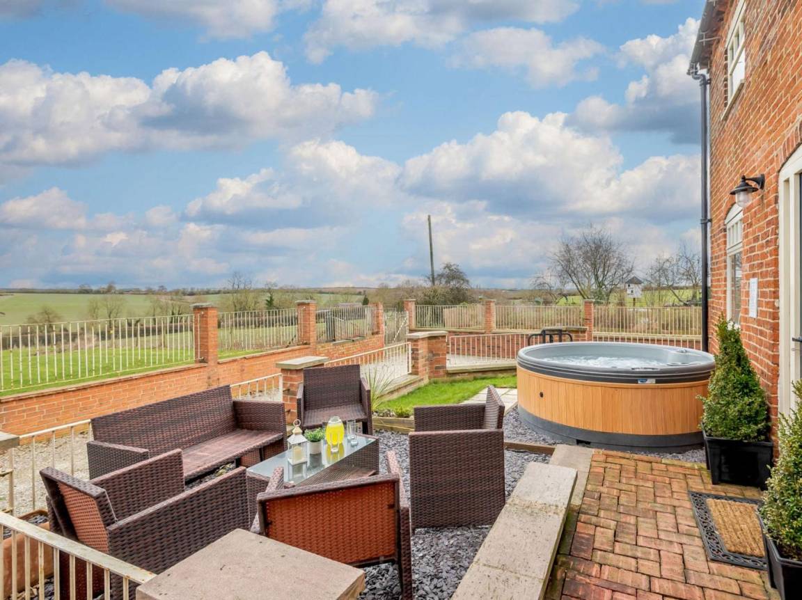 Cottage ∙ 2 Bedrooms ∙ 4 Guests - England