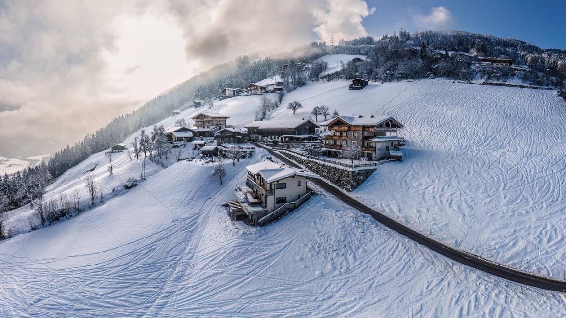 125 M² Ferienwohnung ∙ 3 Schlafzimmer ∙ 10 Gäste - Zillertal