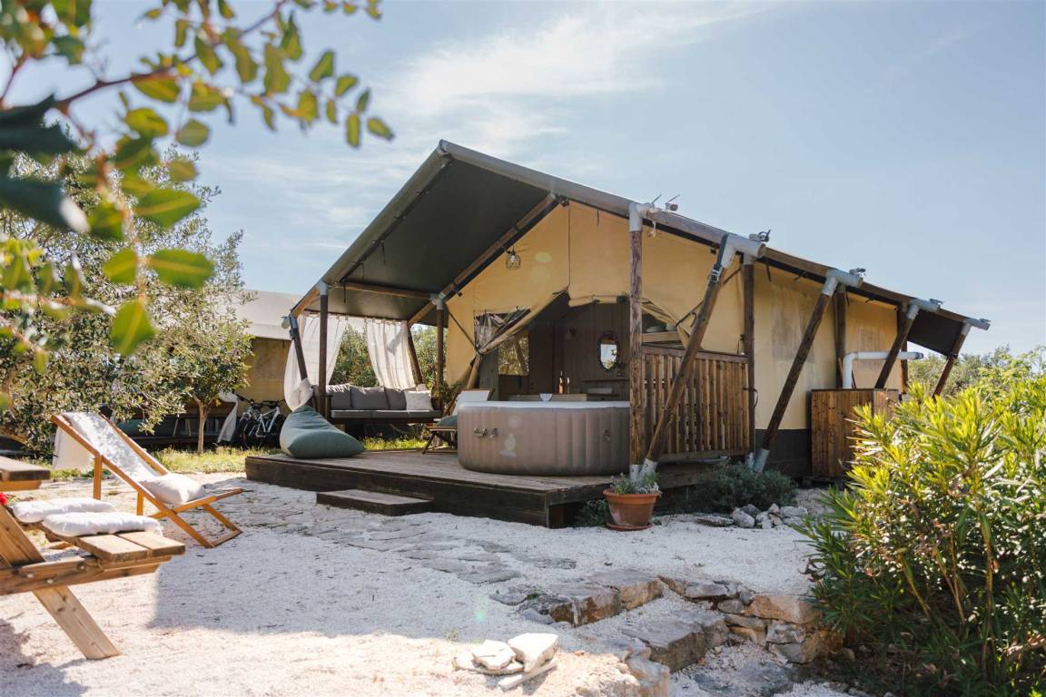 30 M² Ferienhaus ∙ 1 Schlafzimmer ∙ 4 Gäste - Maslinica