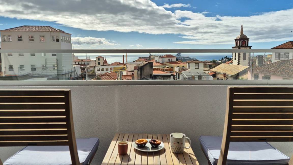96 M² Apartment ∙ 2 Bedrooms ∙ 6 Guests - Funchal
