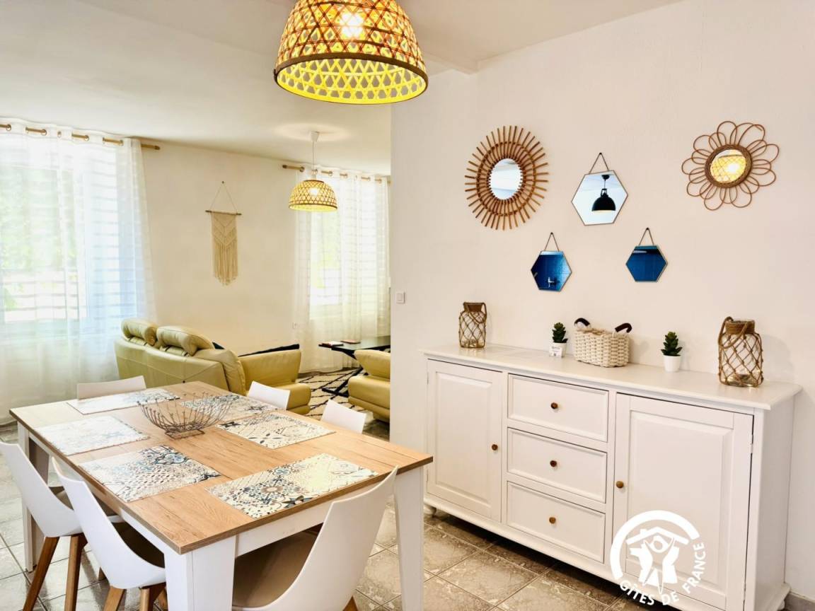 80 M² Gîte ∙ 3 Slaapkamers ∙ 6 Gasten - Narbonne