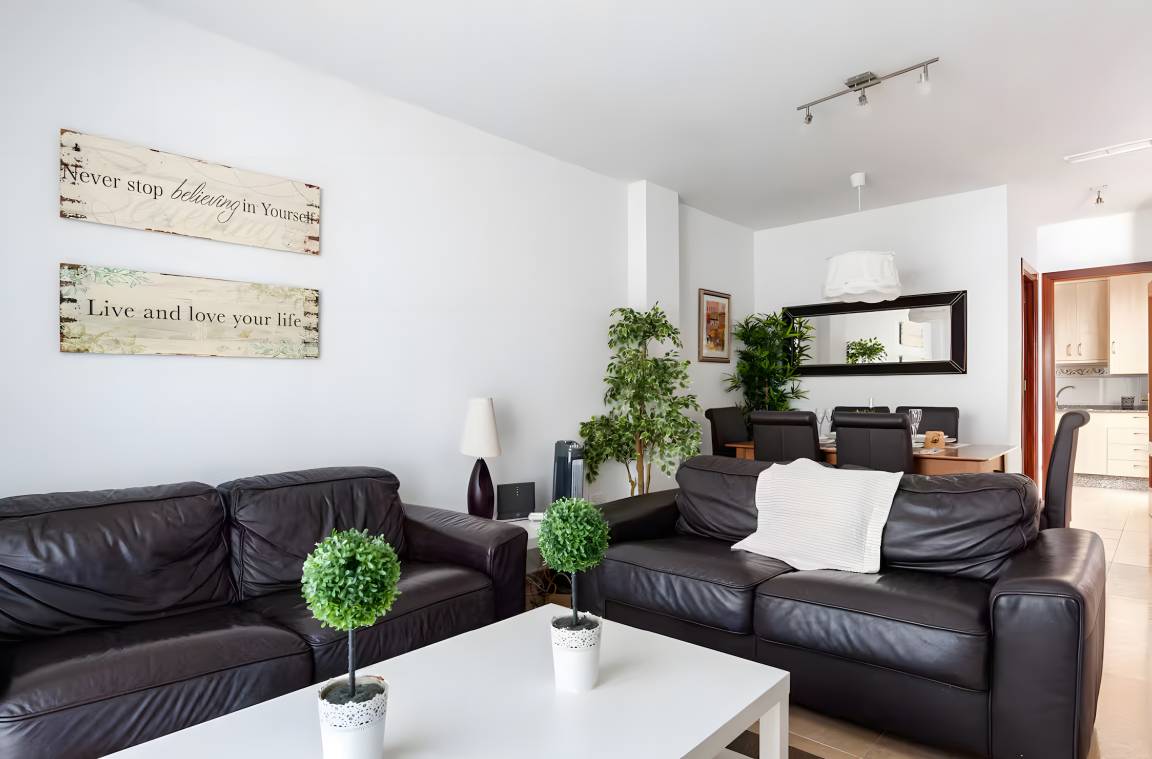 80 M² Casa ∙ 3 Habitaciones ∙ 6 Huéspedes - Vejer de la Frontera