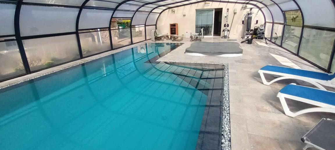 175 M² Gîte ∙ 3 Chambres ∙ 12 Personnes - Indre-et-Loire