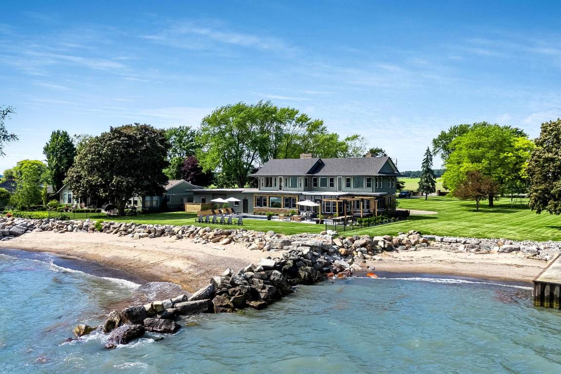 House ∙ 4 Bedrooms ∙ 10 Guests - Ontario