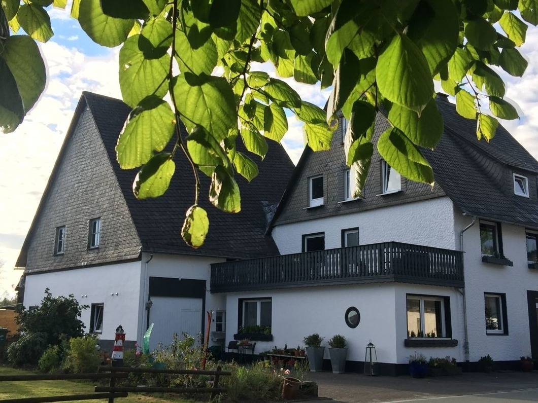 295 M² House ∙ 12 Bedrooms ∙ 24 Guests - Winterberg