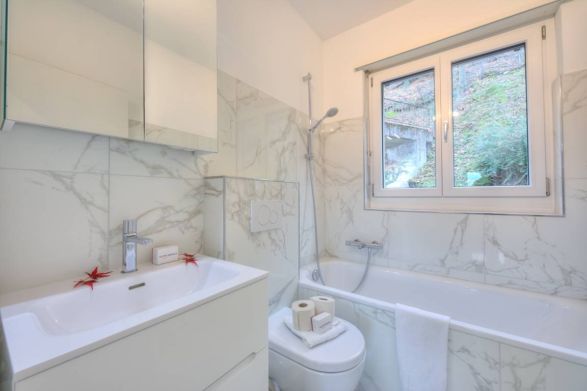 90 M² Ferienwohnung ∙ 2 Schlafzimmer ∙ 4 Gäste - Kanton Tessin