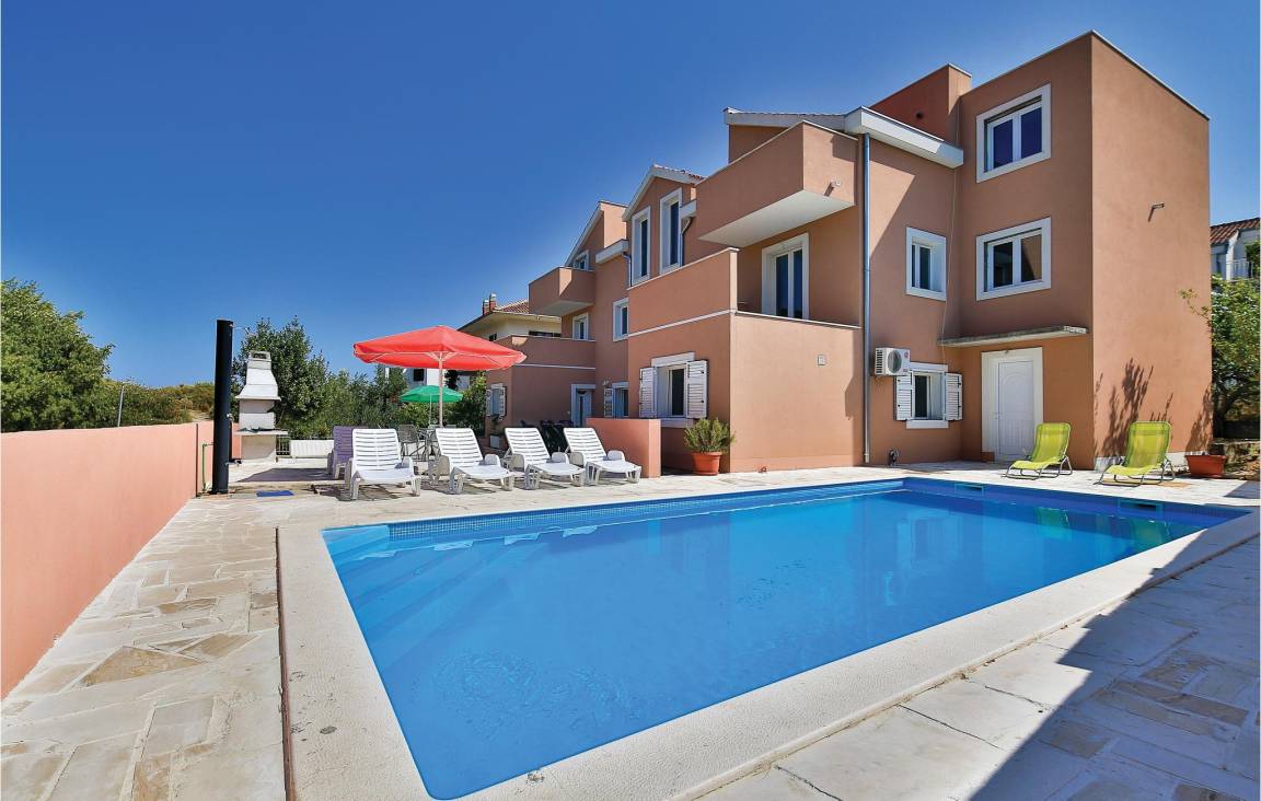 164 M² Dom ∙ 6 Sypialni ∙ 12 Gości - Seget Vranjica