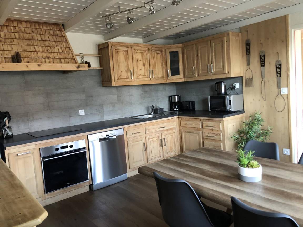 79 M² Gîte ∙ 2 Schlafzimmer ∙ 4 Gäste - La Chaux-de-Fonds