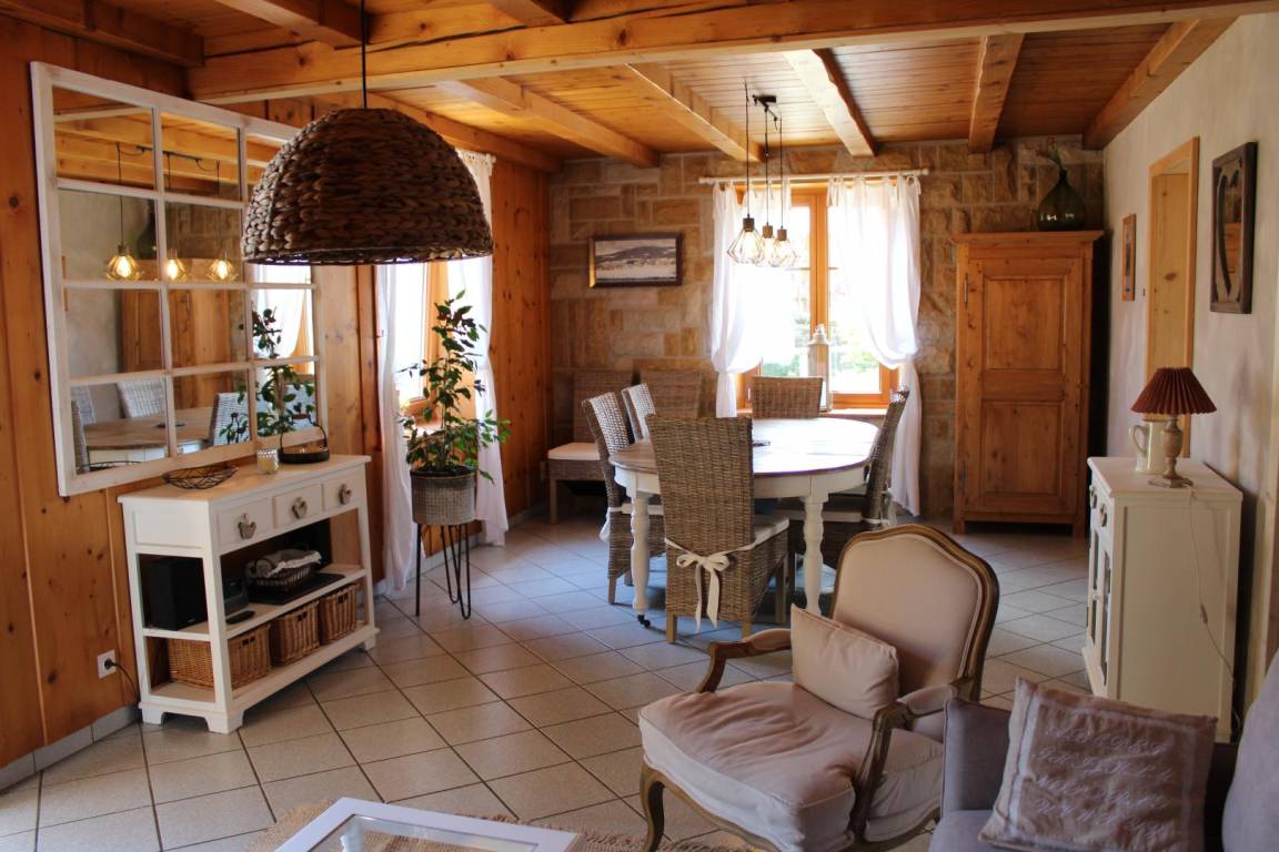 Gîte ∙ 3 Chambres ∙ 6 Personnes - Doubs