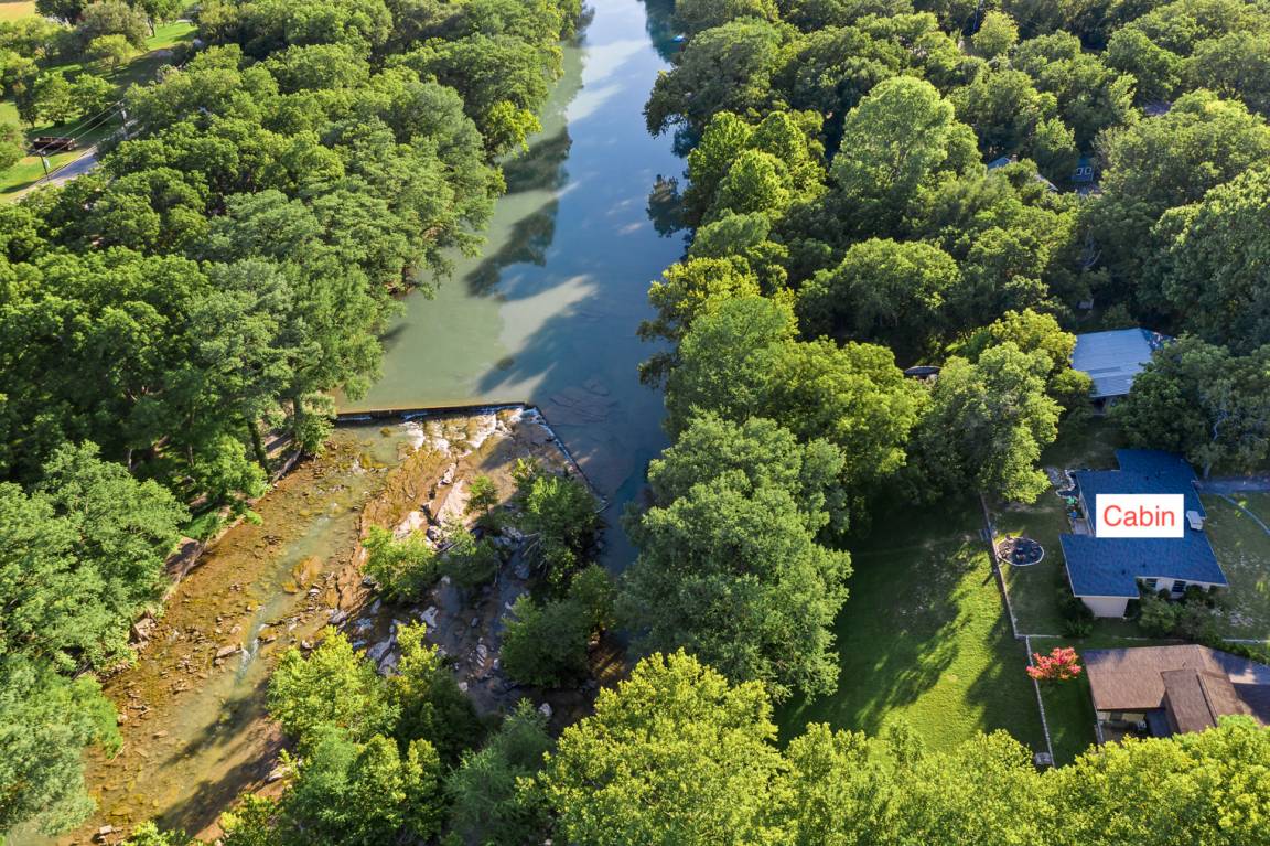 112 M² Cabin ∙ 2 Bedrooms ∙ 6 Guests - Canyon Lake, TX