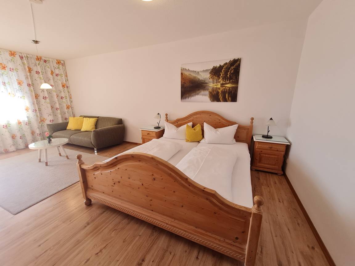 55 M² Ferienwohnung ∙ 3 Gäste - Chiemsee