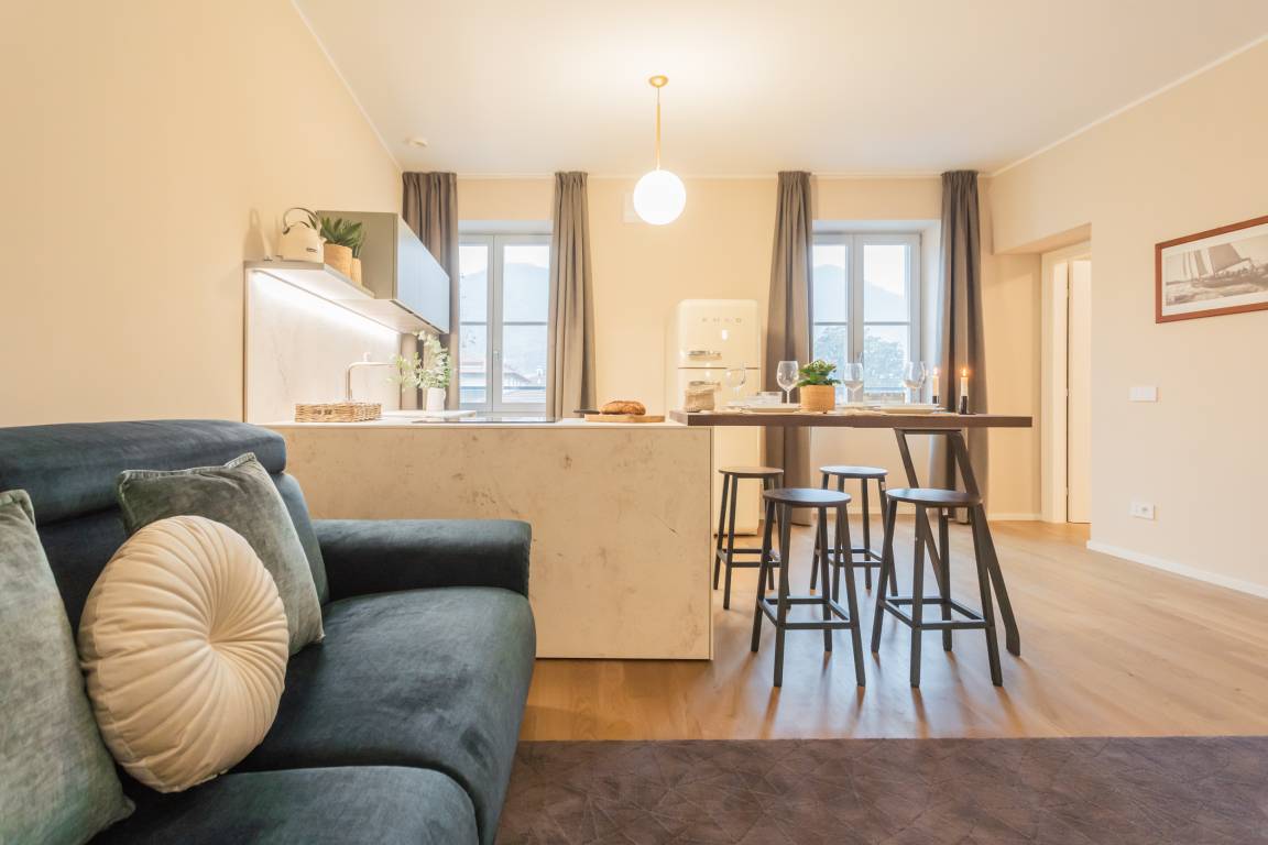 81 M² Appartement ∙ 1 Chambre ∙ 4 Personnes - Côme