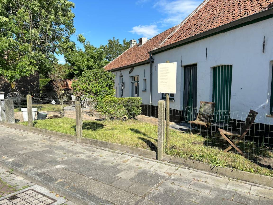 90 M² Huis ∙ 1 Slaapkamer ∙ 3 Gasten - Oostende