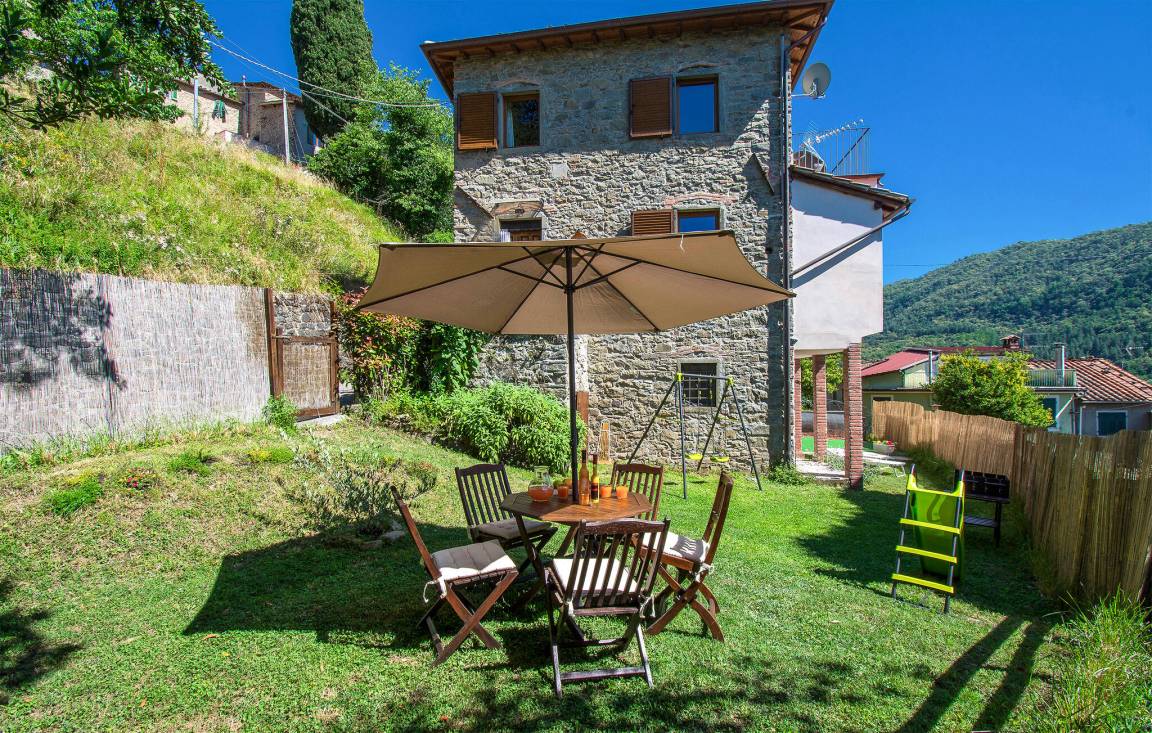 120 M² Apartment ∙ 3 Bedrooms ∙ 8 Guests - Bagni di Lucca