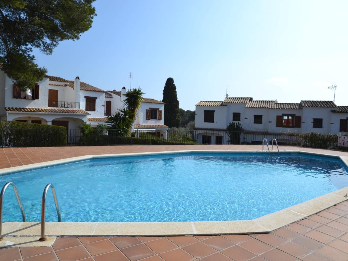 75 M² Casa ∙ 3 Habitaciones ∙ 6 Huéspedes - Pals