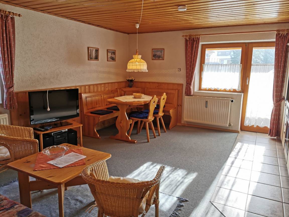 50 M² Ferienwohnung ∙ 1 Schlafzimmer ∙ 4 Gäste - Haidmühle