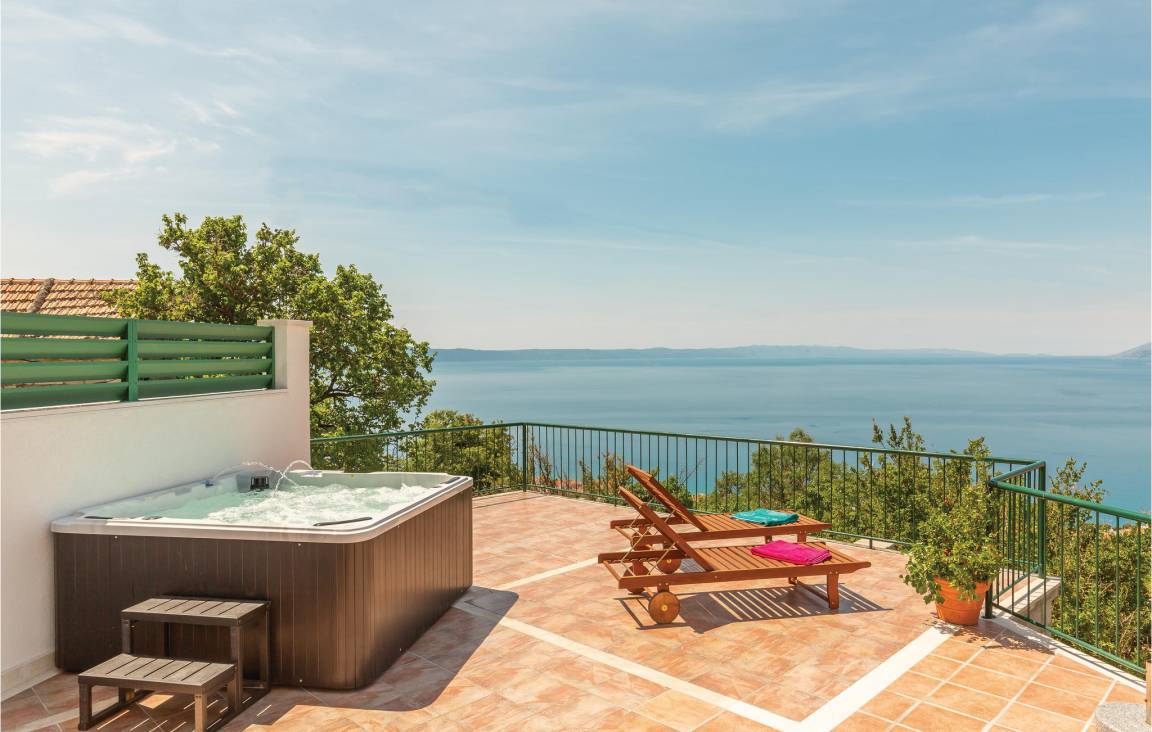 95 M² Ferienhaus ∙ 2 Schlafzimmer ∙ 6 Gäste - Tučepi