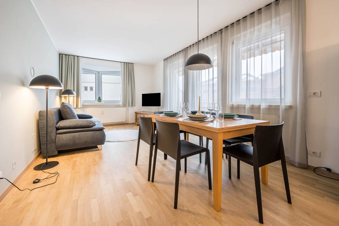 70 M² Apartment ∙ 2 Bedrooms ∙ 6 Guests - Bruneck