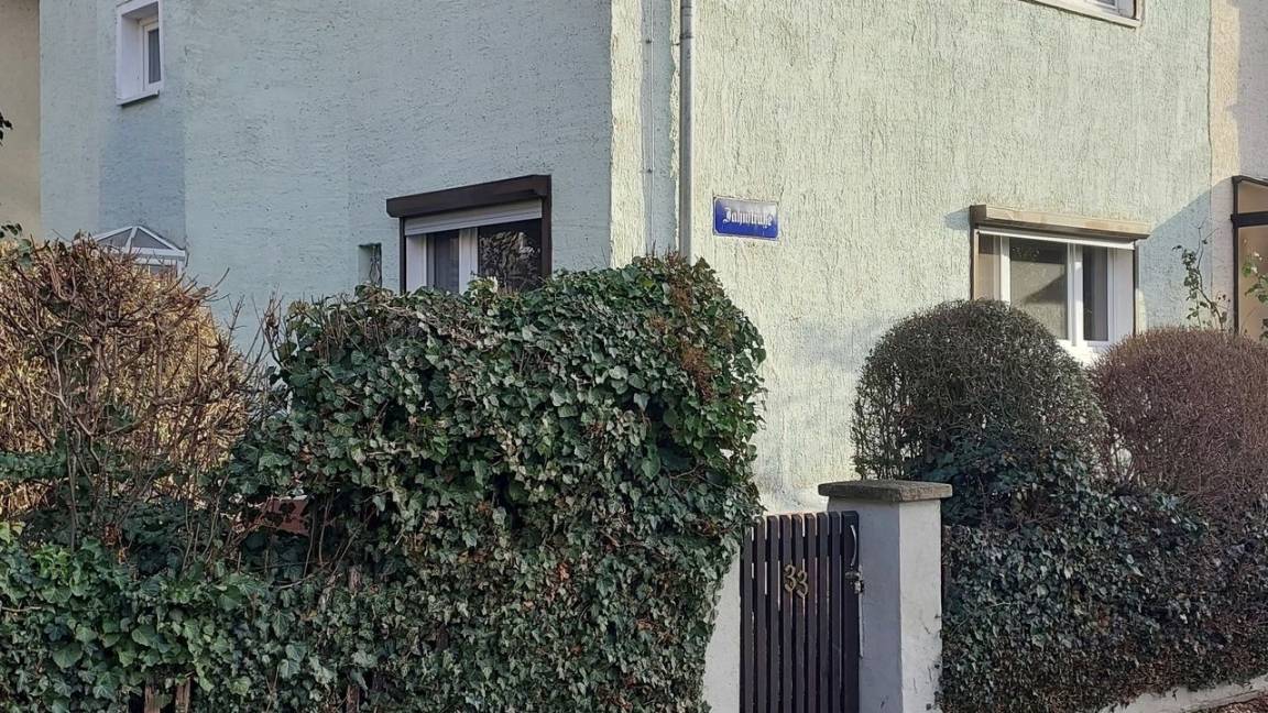 45 M² Ferienwohnung ∙ 1 Schlafzimmer ∙ 3 Gäste - Merseburg