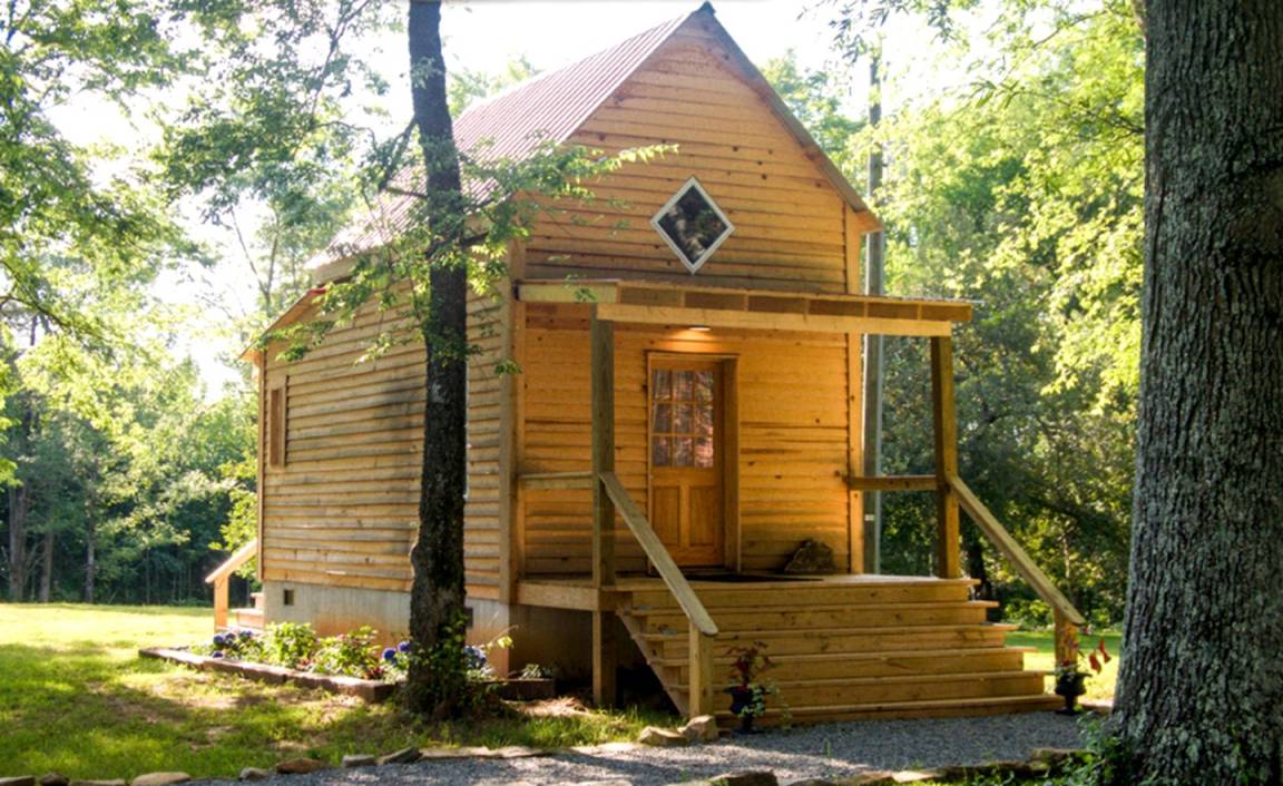 House ∙ 1 Bedroom ∙ 2 Guests - Halifax, VA