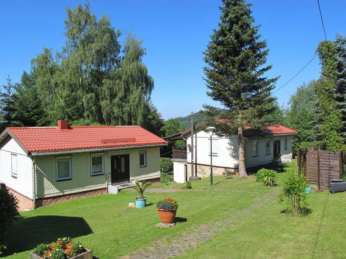 65 M² Ferienhaus ∙ 2 Schlafzimmer ∙ 4 Gäste - Steinbach-Hallenberg