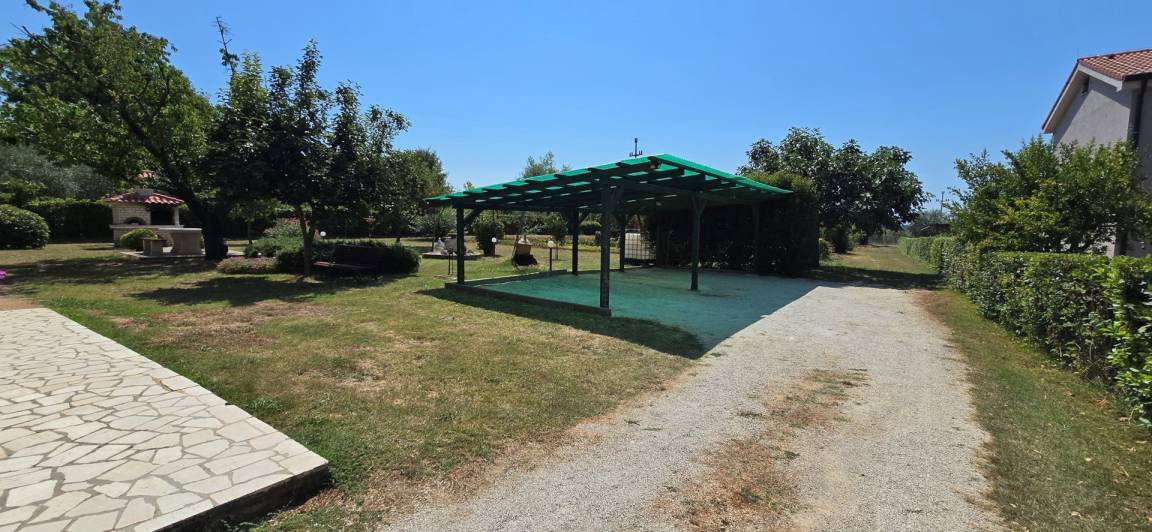 110 M² Apartment ∙ 3 Bedrooms ∙ 6 Guests - Funtana