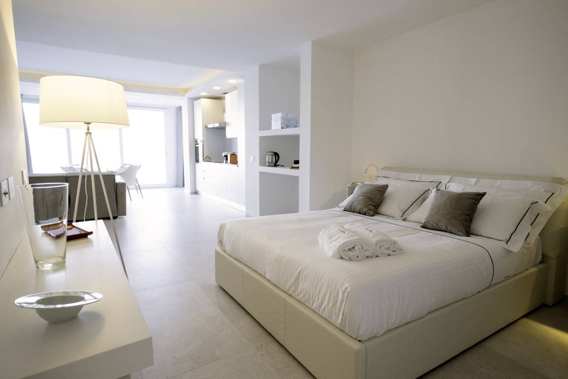 60 M² Apartment ∙ 1 Bedroom ∙ 4 Guests - Giovinazzo