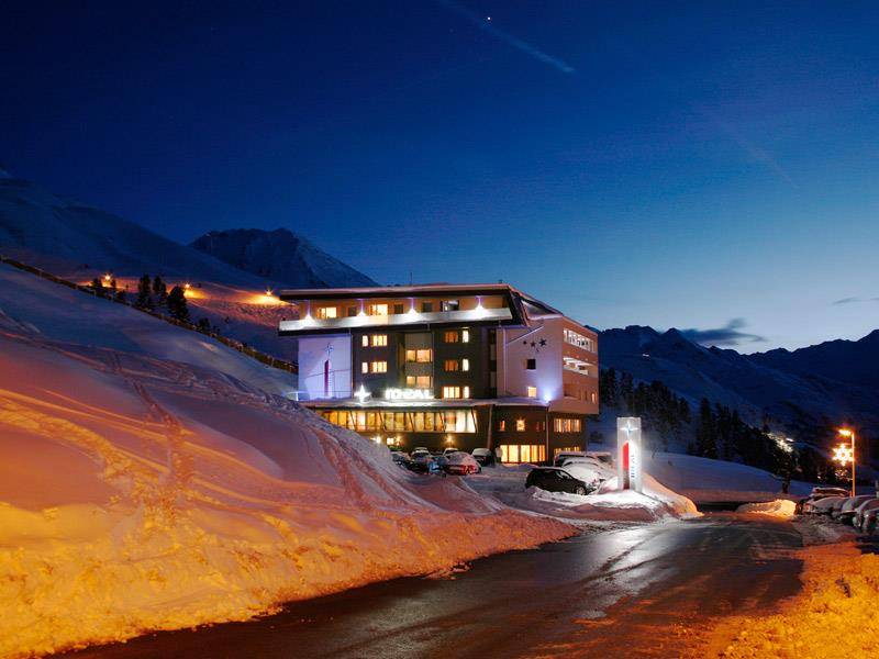 40 M² Hotel ∙ 2 Bedrooms ∙ 5 Guests - Obergurgl