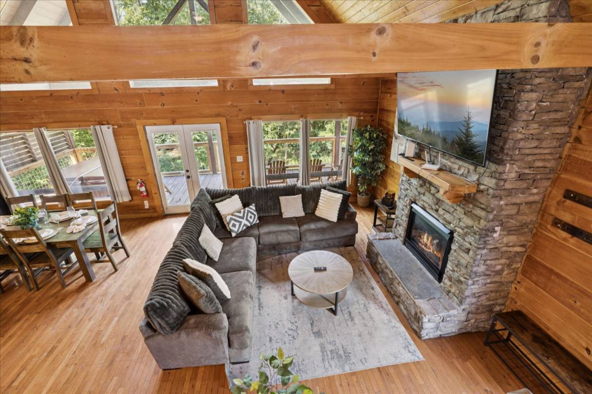 2500 M² Apartamento ∙ 5 Habitaciones ∙ 18 Huéspedes - Sevierville, TN