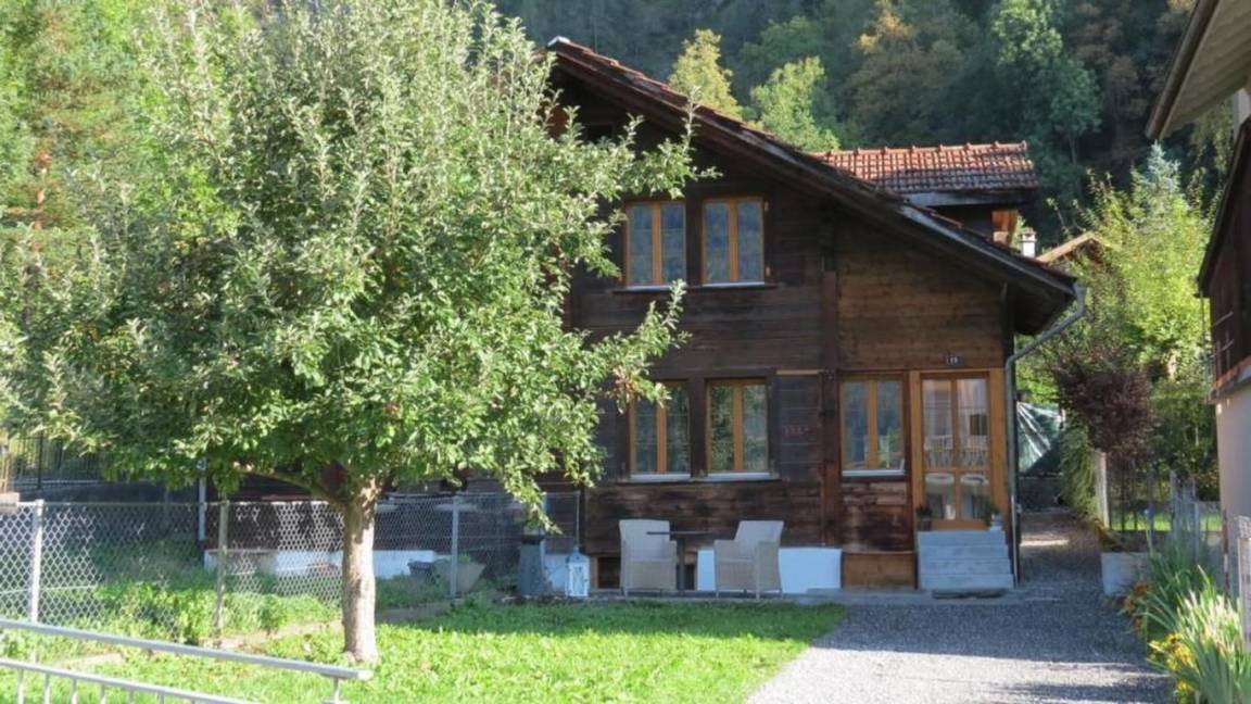 84 M² Appartement ∙ 3 Slaapkamers ∙ 6 Gasten - Meiringen