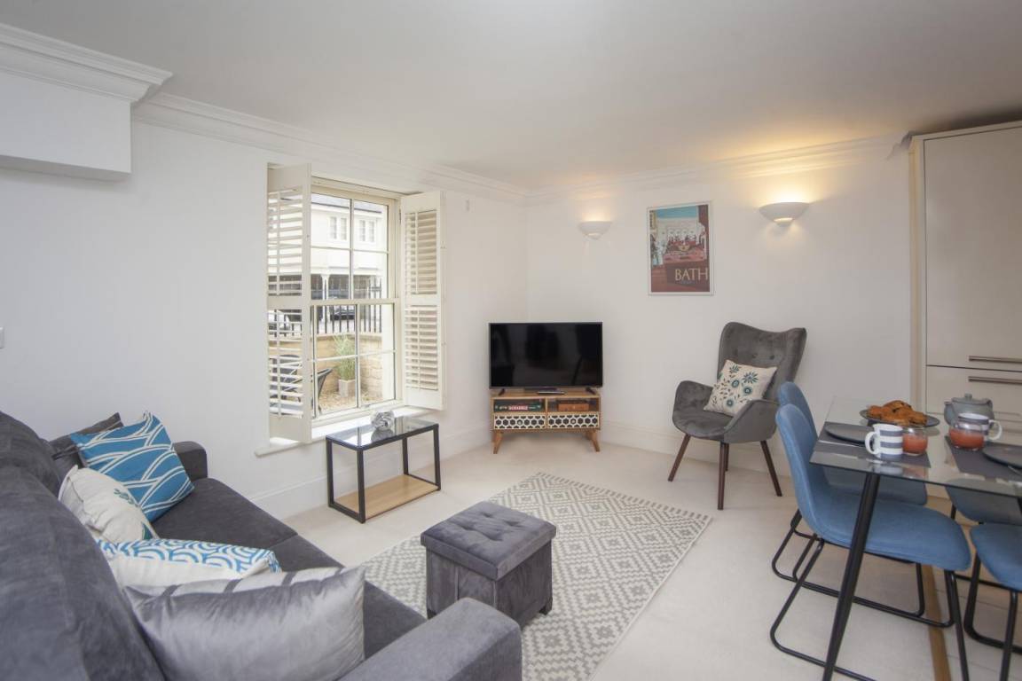 Cottage ∙ 1 Bedroom ∙ 2 Guests - Bath