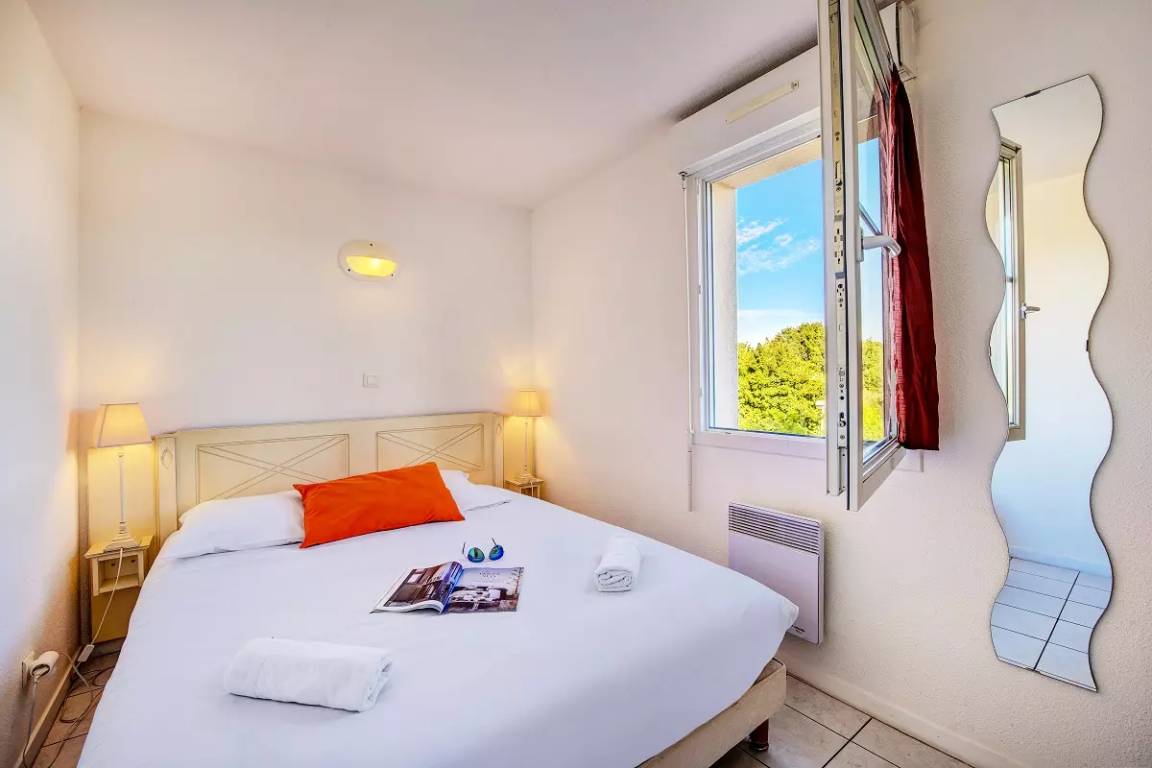 11 M² Hôtel ∙ 1 Chambre ∙ 2 Personnes - Les Epesses
