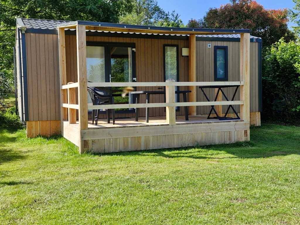 30 M² Camping ∙ 6 Personnes - Charente