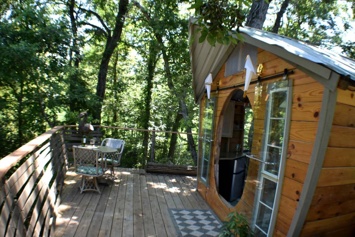 Camping ∙ 1 Bedroom ∙ 2 Guests - Lake Conroe, TX