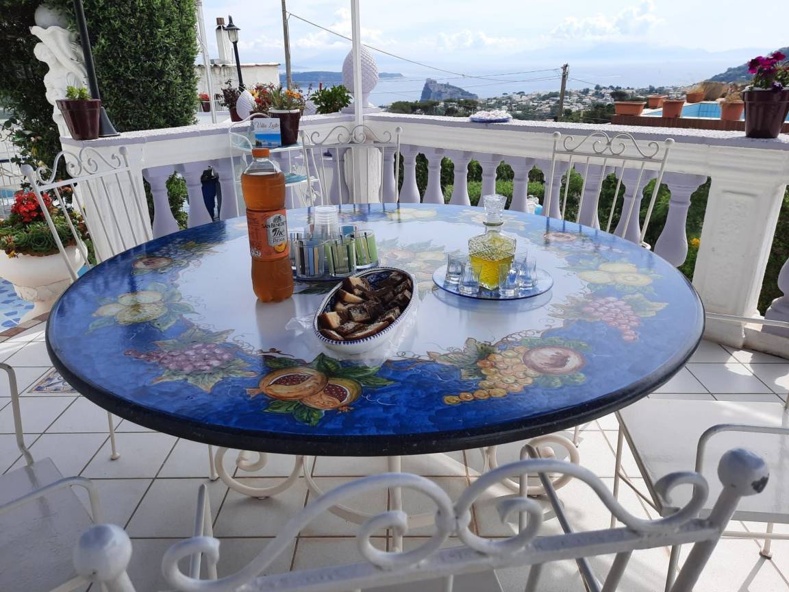 80 M² Apartment ∙ 2 Bedrooms ∙ 2 Guests - Ischia