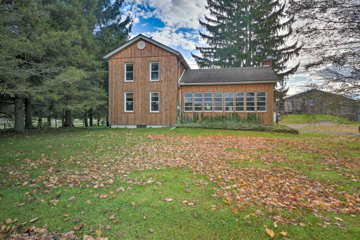 139 M² Huis ∙ 2 Slaapkamers ∙ 9 Gasten - Edinboro, PA