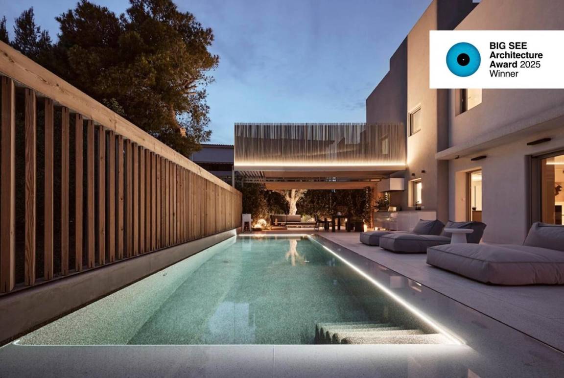 330 M² Villa ∙ 5 Bedrooms ∙ 10 Guests - Athens Airport Eleftherios Venizelos (ATH)
