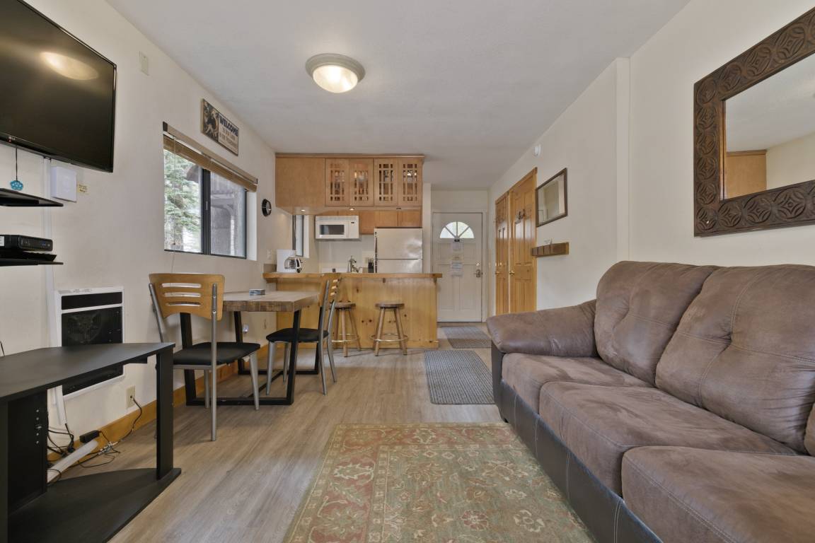 51 M² Condo ∙ 1 Bedroom ∙ 4 Guests - Mammoth Lakes, CA