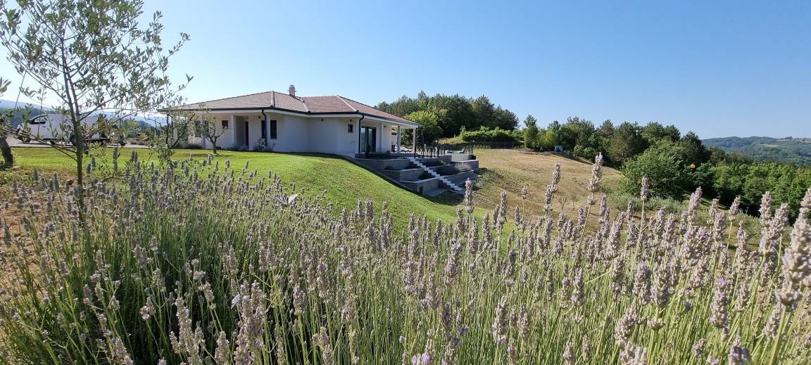 Villa ∙ 3 Bedrooms ∙ 6 Guests - Buzet