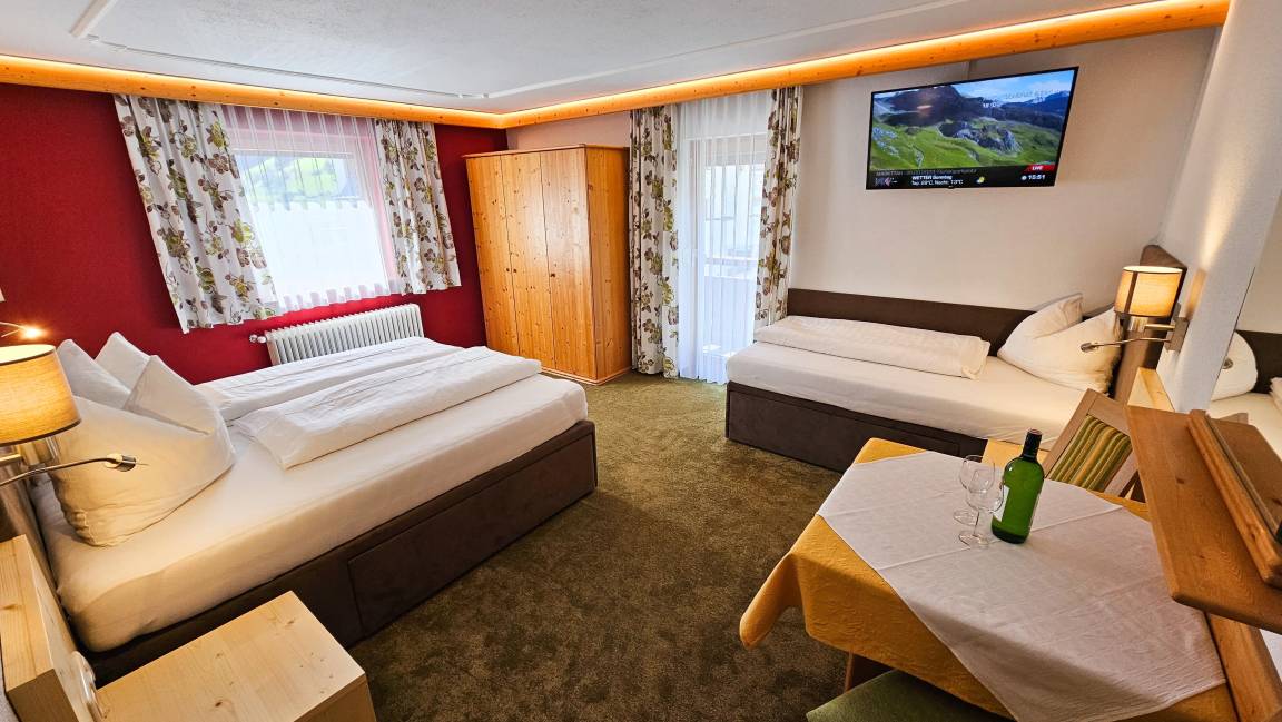 70 M² Apartment ∙ 2 Bedrooms ∙ 5 Guests - Ischgl