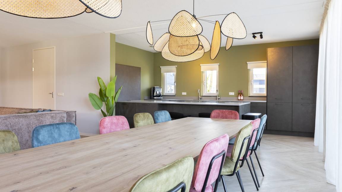 215 M² Ferienhaus ∙ 8 Schlafzimmer ∙ 16 Gäste - Cadzand