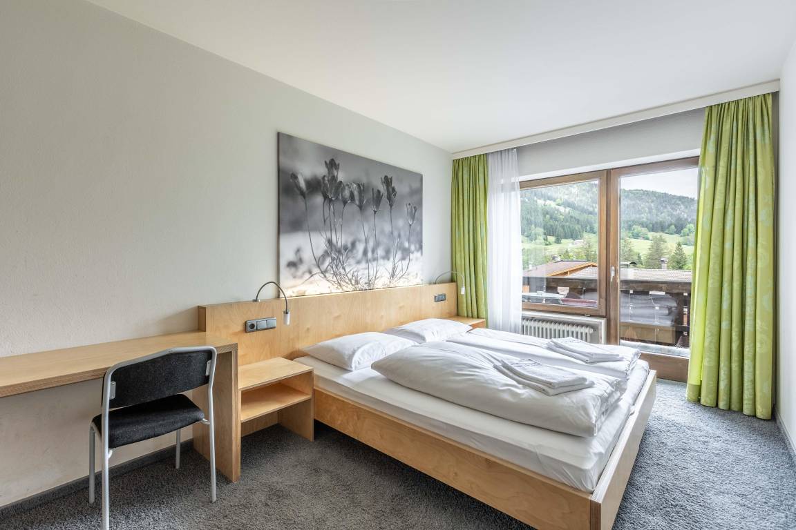 24 M² Hotel ∙ 1 Bedroom ∙ 3 Guests - Ehrwald
