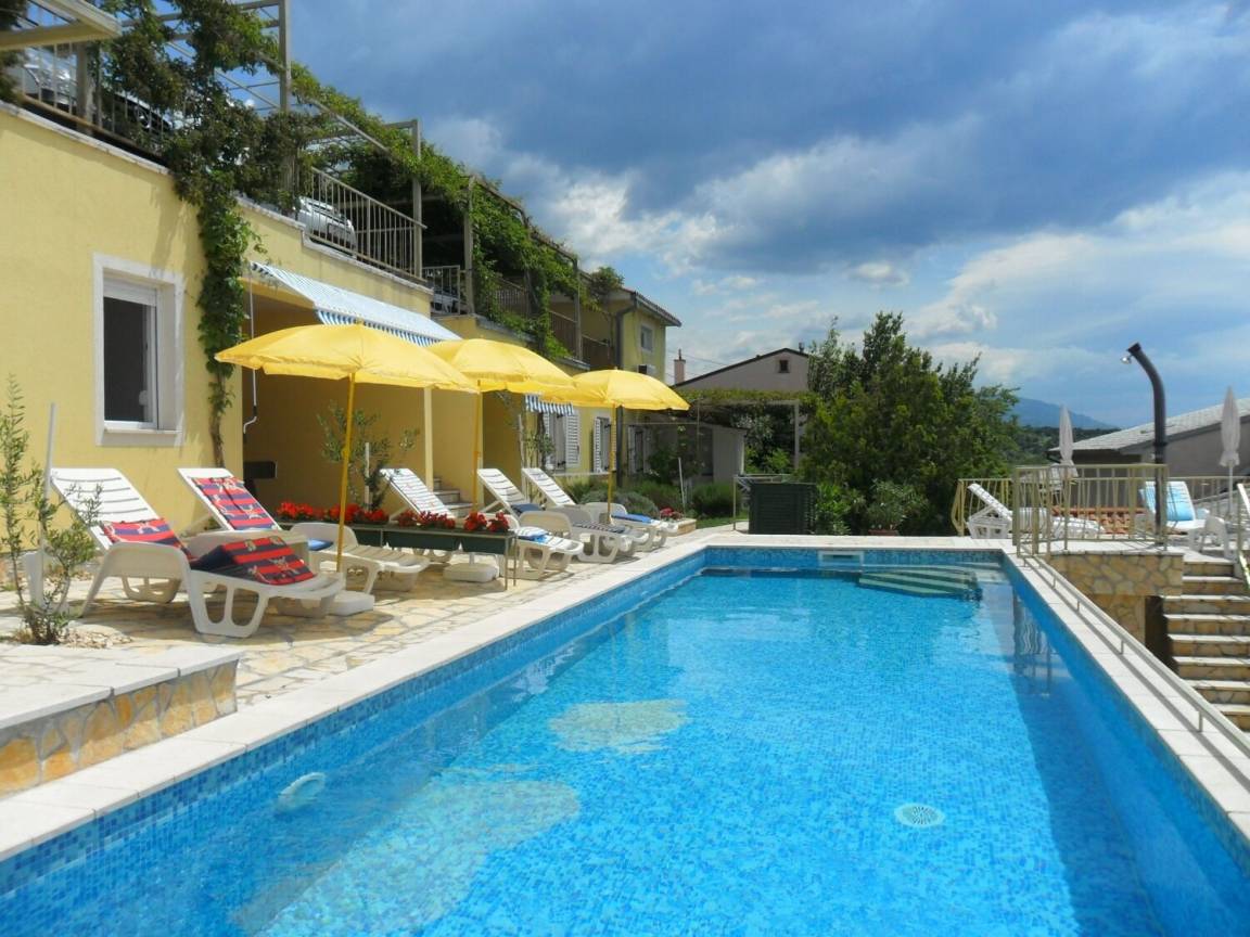 55 M² Apartamento ∙ 2 Habitaciones ∙ 4 Huéspedes - Senj