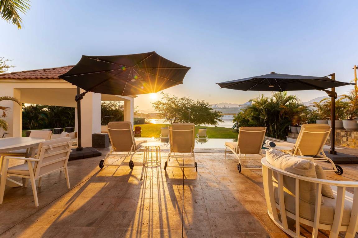 Villa ∙ 7 Bedrooms ∙ 18 Guests - Puerto Vallarta